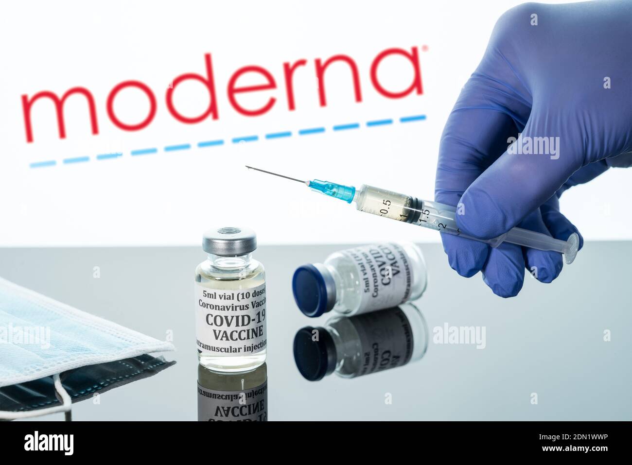 Moderna logo hi-res stock photography and images - Alamy