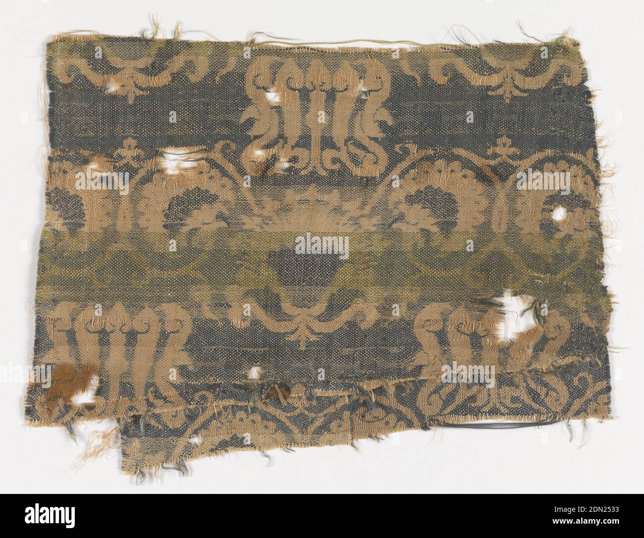 Twill plus plain weave hi-res stock photography and images - Alamy