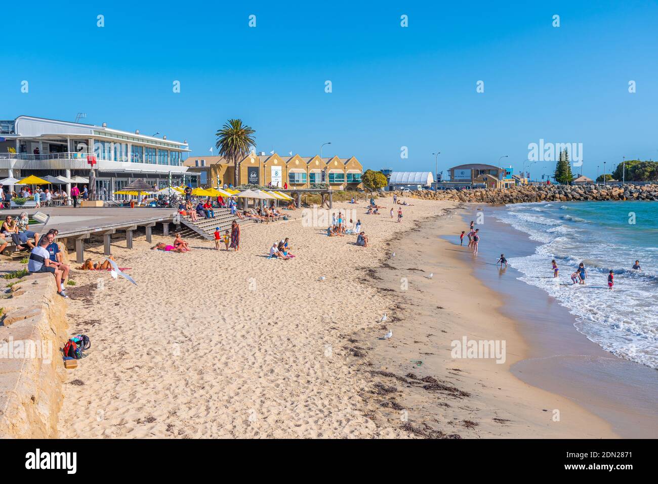 FREMANTLE, AUSTRALIA, JANUARY 19, 2020: People are enjoying a sunny day ...