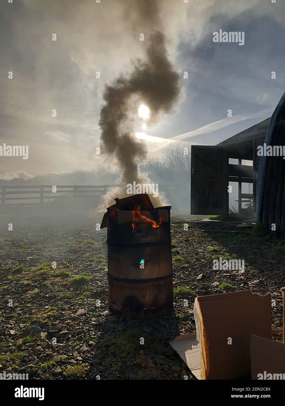 Smoke barrel hi-res stock photography and images - Alamy