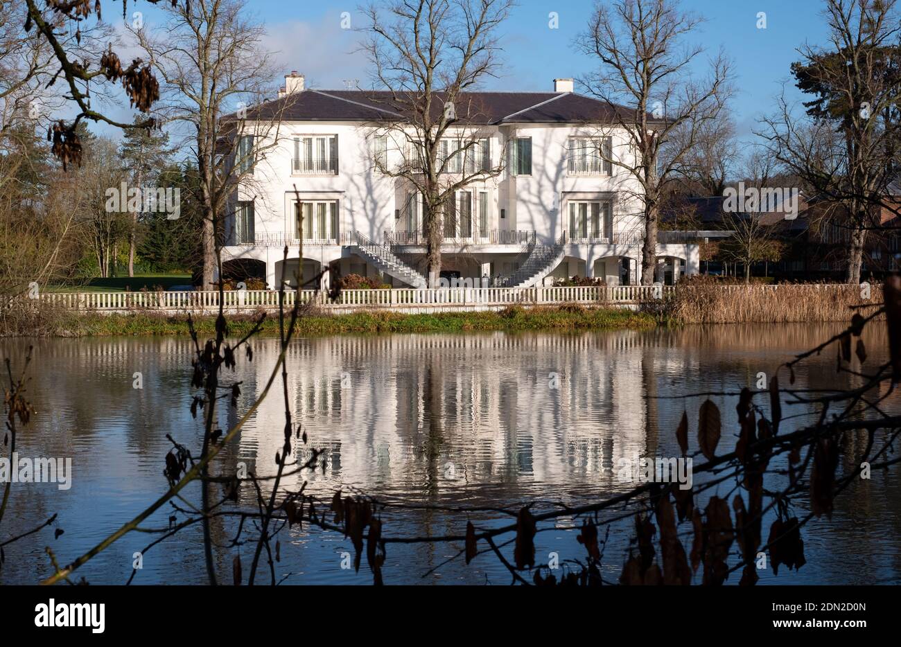 Attractive white house reflected in the River Thames at Cookham ...