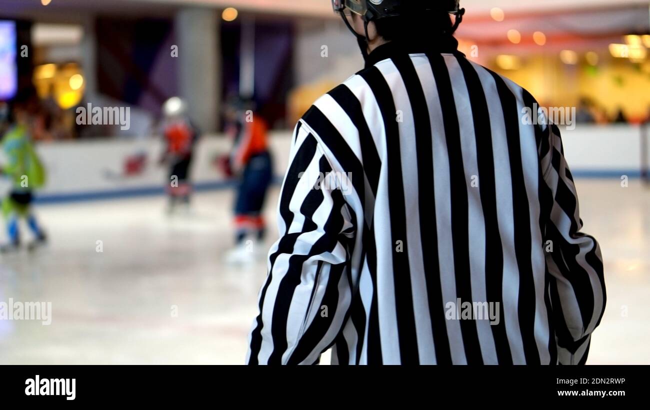 Hungary referee hi-res stock photography and images - Alamy