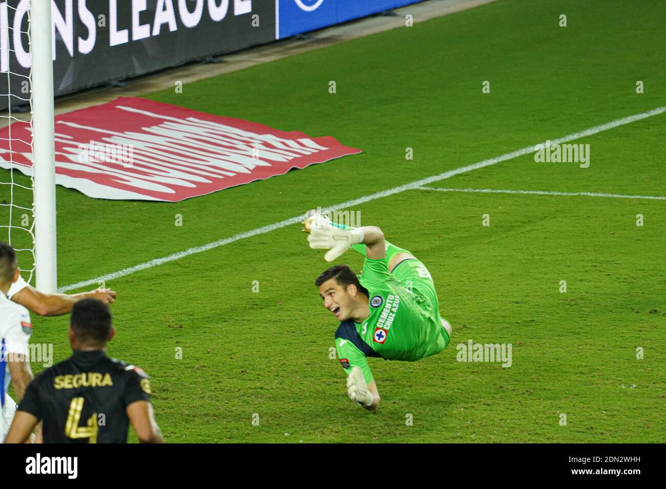 Cruz azul stadium hi-res stock photography and images - Alamy