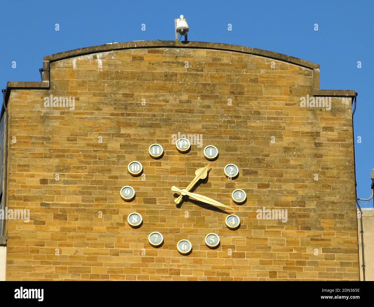 1 clock face hands 1 oclock time hi-res stock photography and images ...