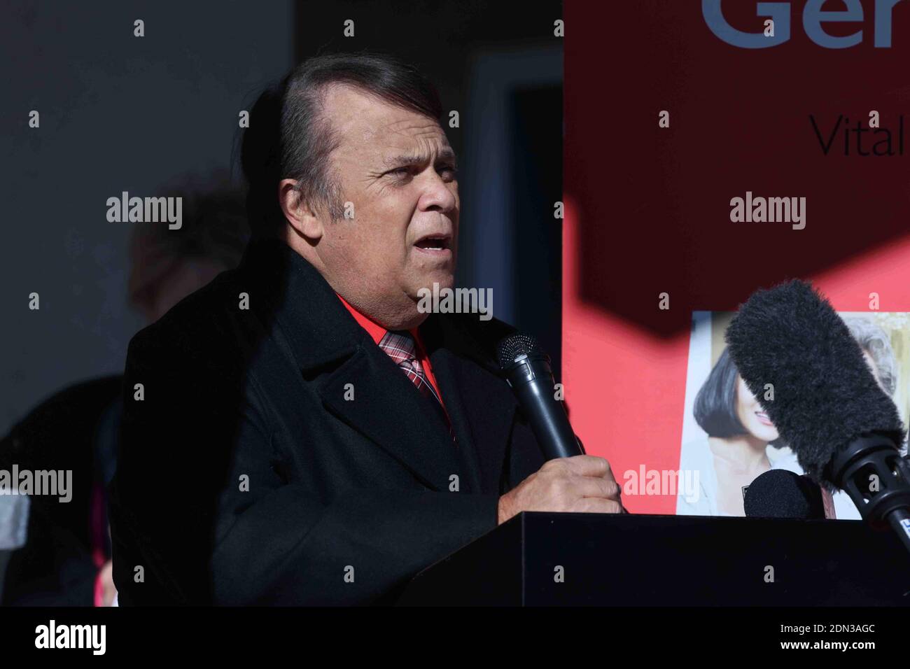 Dover, DE, USA. 17th Dec, 2020. Mayor of Dover ROBIN CHRISTIANSEN gives ...