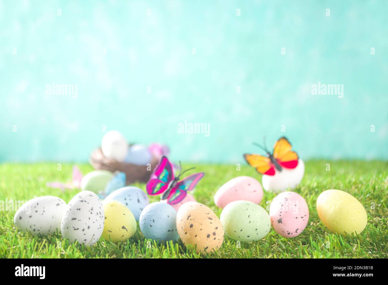 Pastel Easter Egg Wallpaper