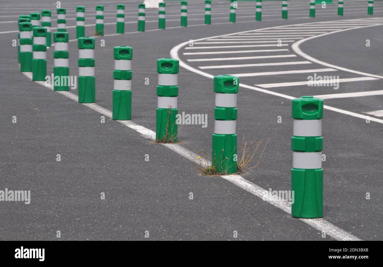 Striped bollards hi-res stock photography and images - Alamy