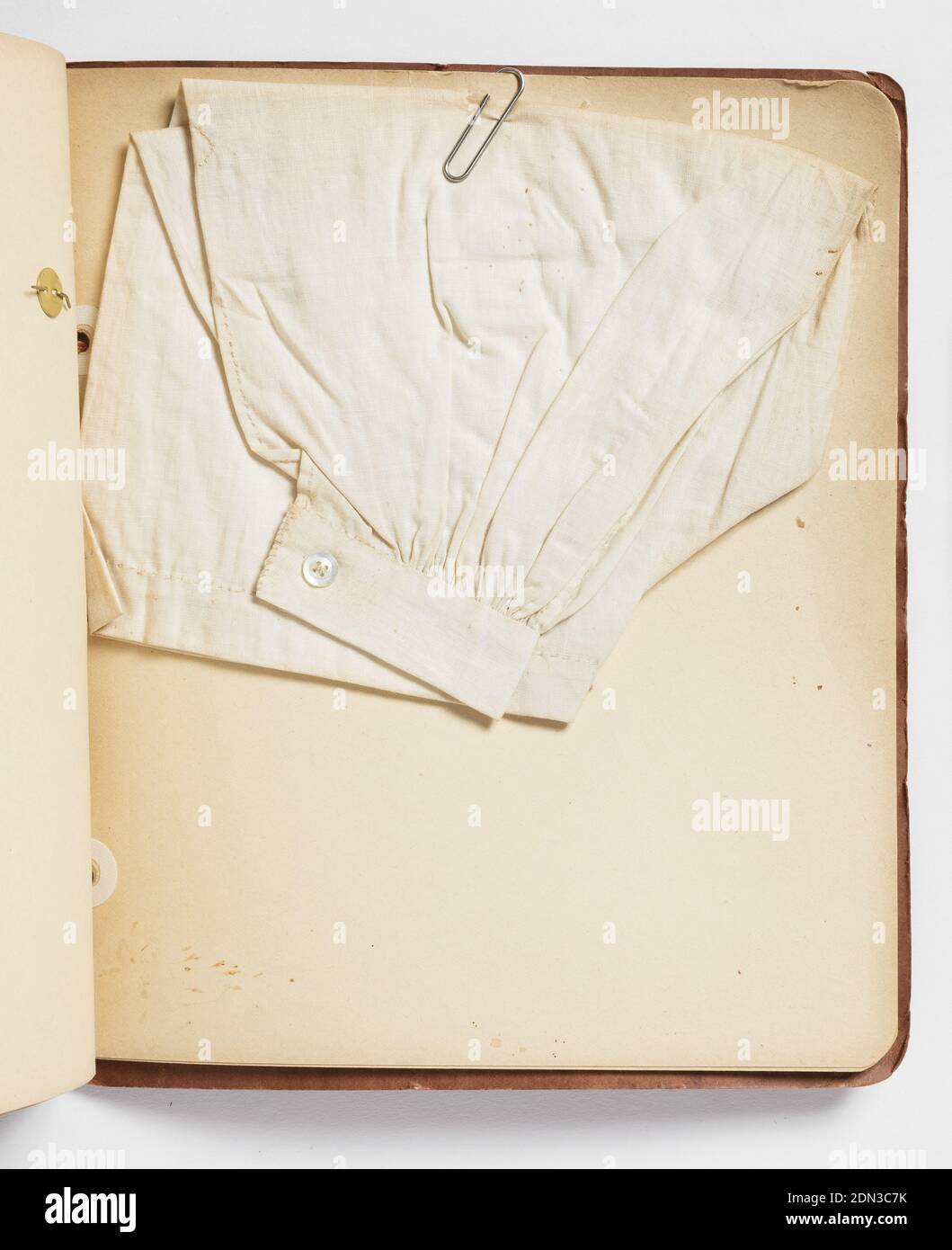 Certifate hi-res stock photography and images - Alamy