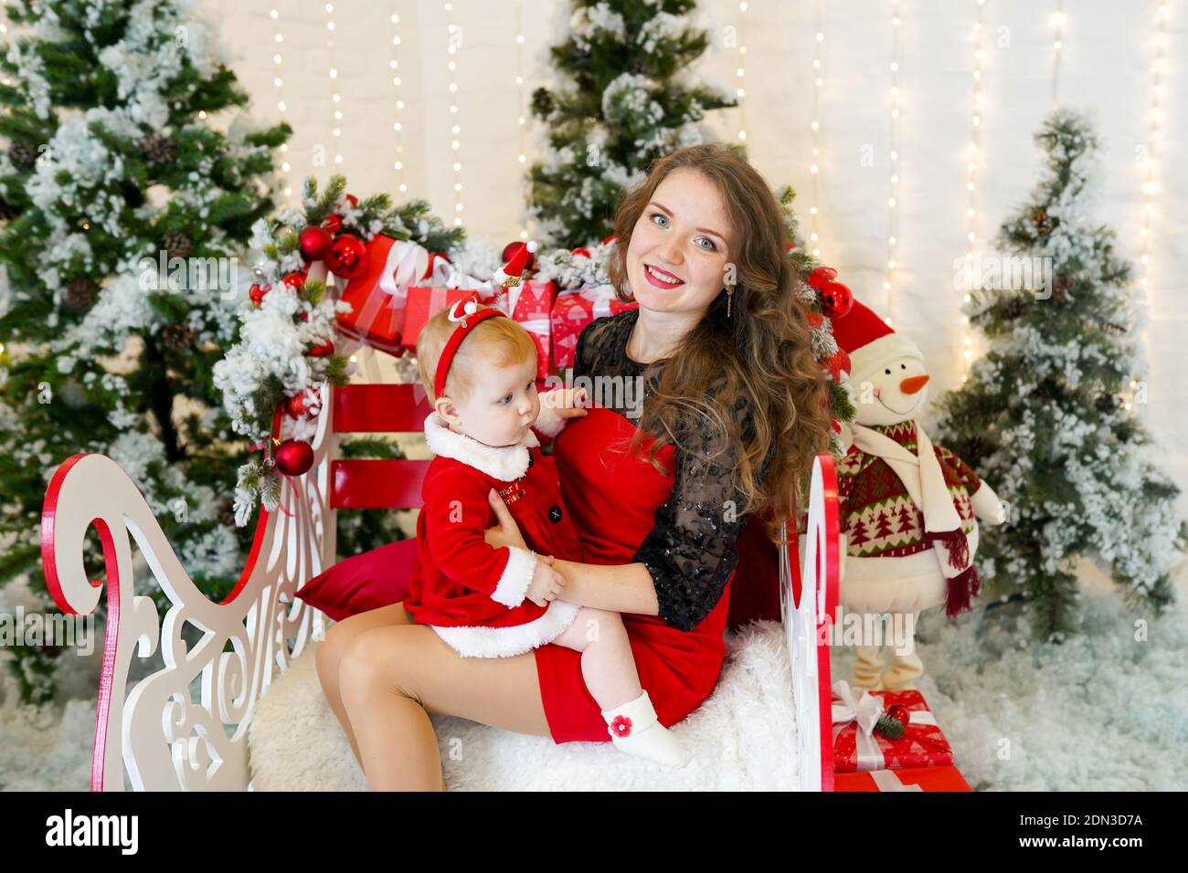Santas cloths hi-res stock photography and images - Alamy