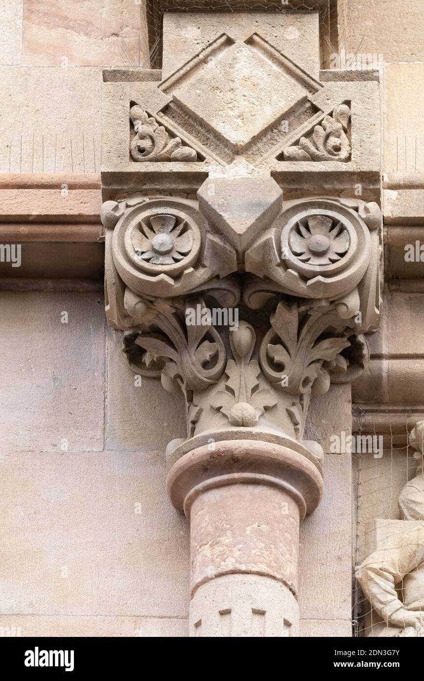 elements of architectural decorations of buildings, columns, arches ...