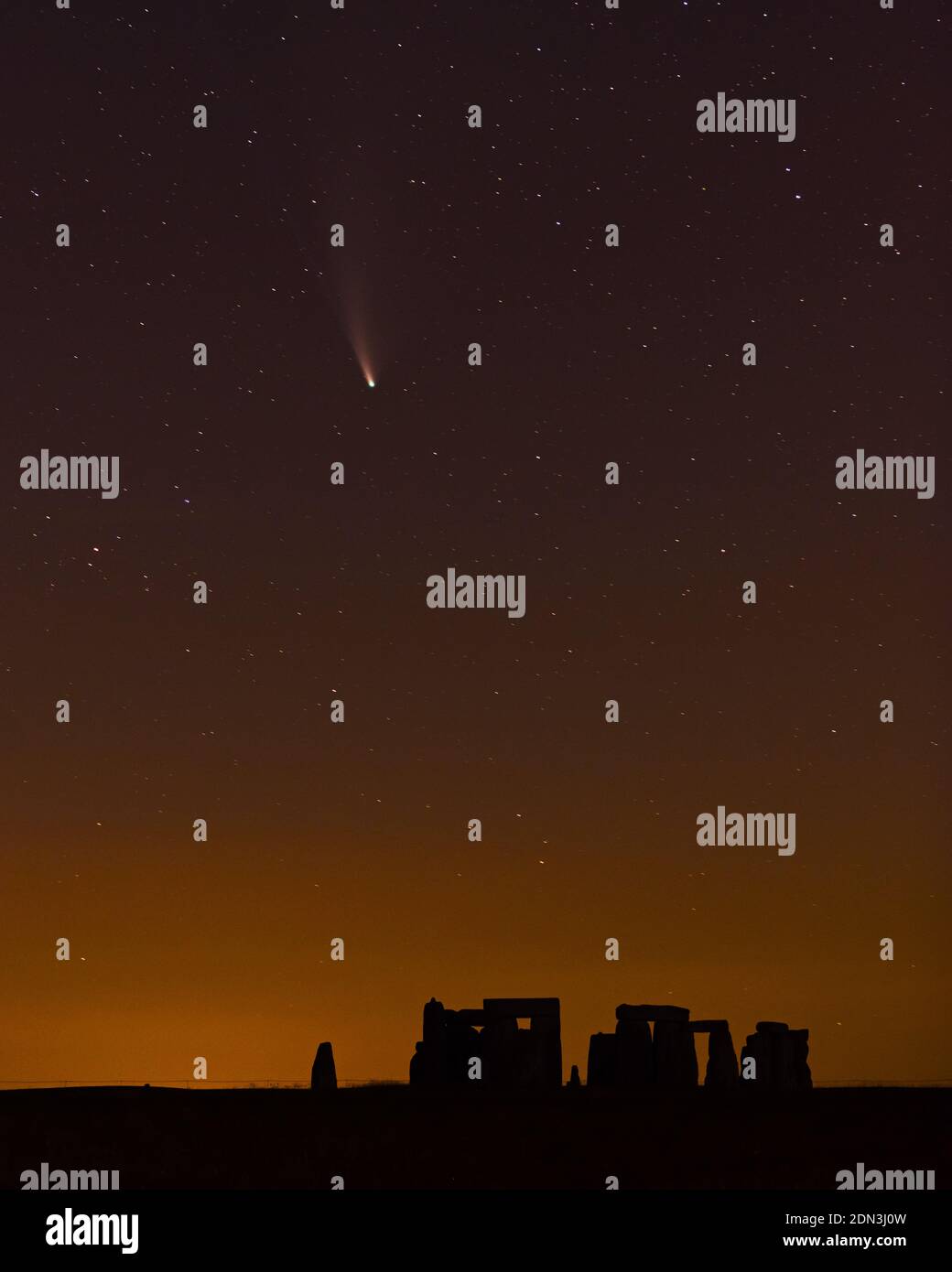 Comet Neowise in the night sky over Stonehenge, Wiltshire, England, UK ...