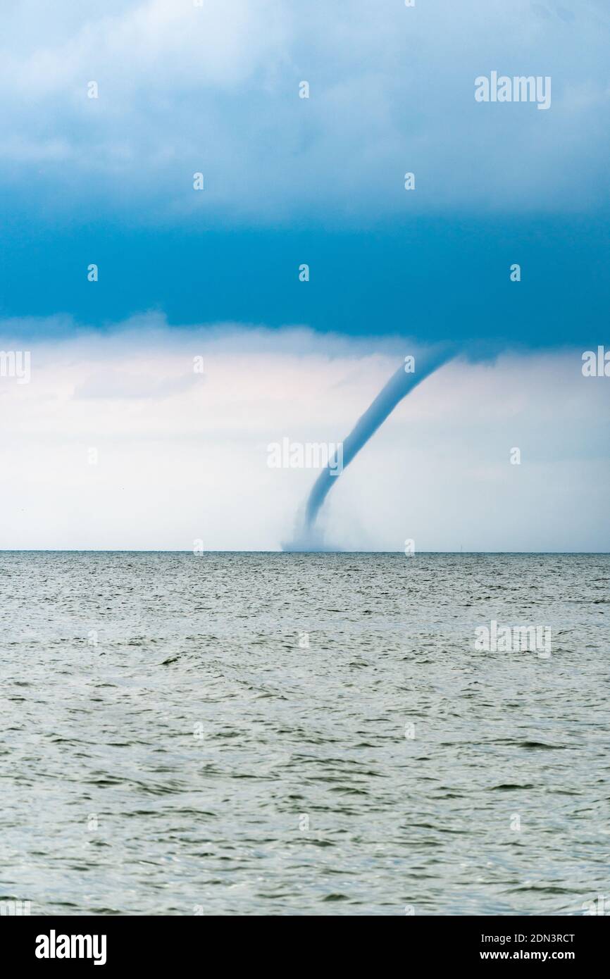 Tornado over water hi-res stock photography and images - Alamy