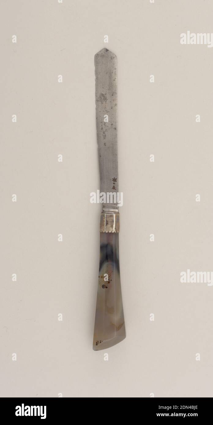 Blade straight sided hi-res stock photography and images - Alamy