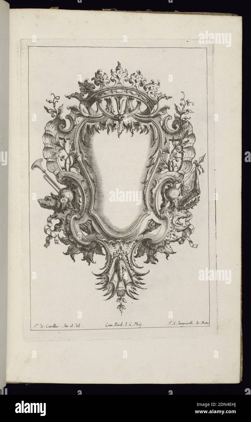 Cartouche topped hi-res stock photography and images - Alamy