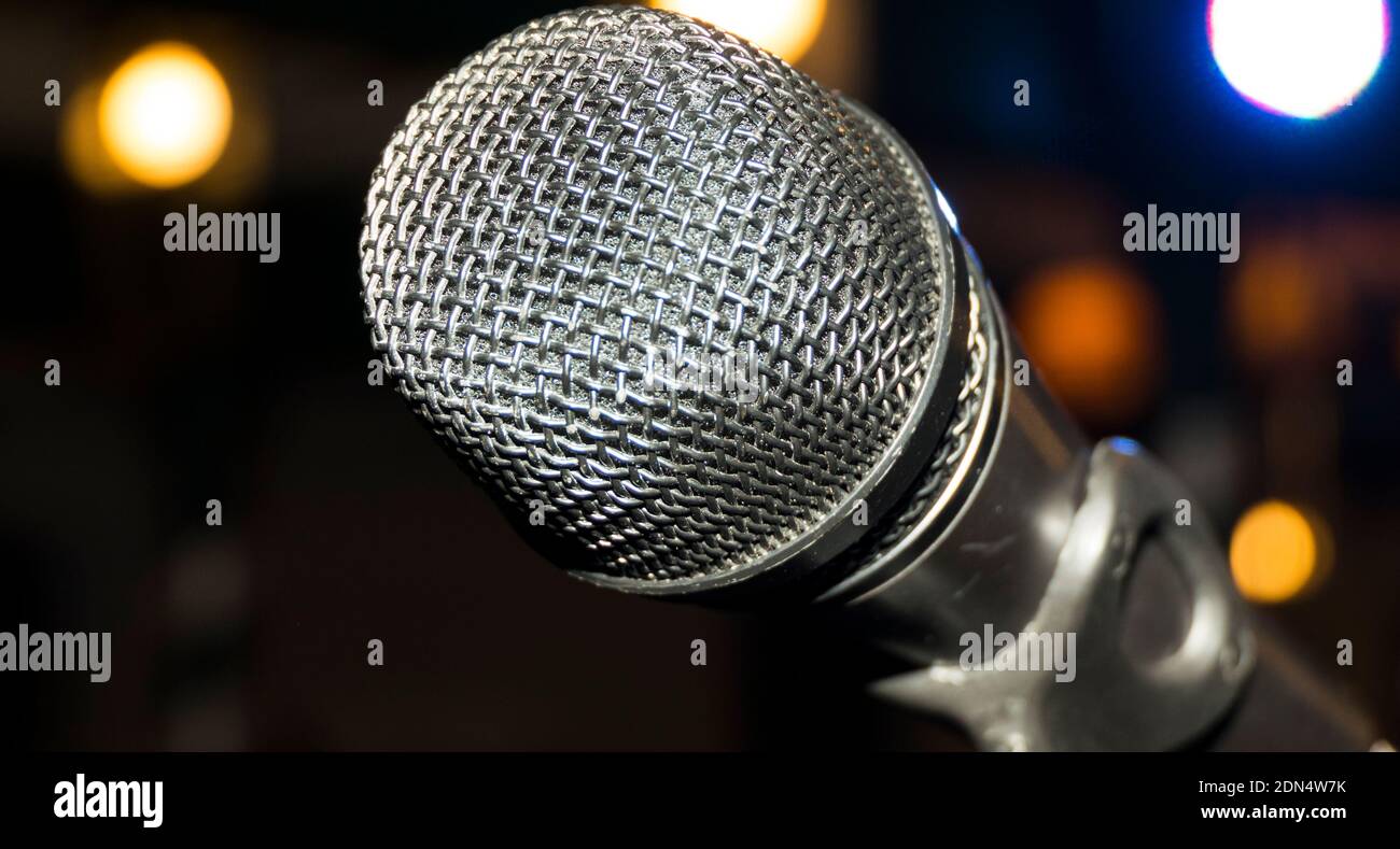 Mic Mic Stand High Resolution Stock Photography and Images - Alamy