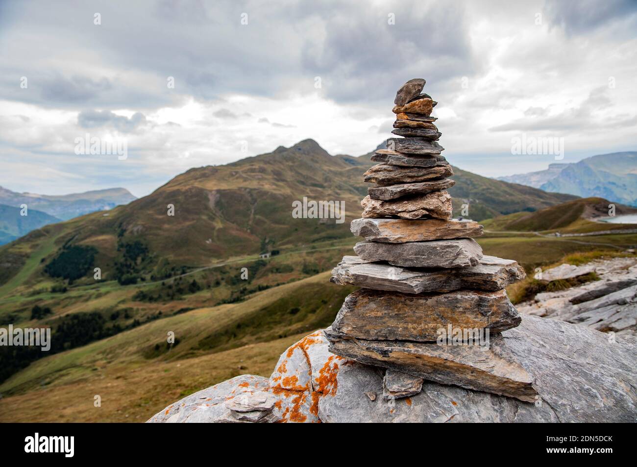 Mound of stones hi-res stock photography and images - Alamy