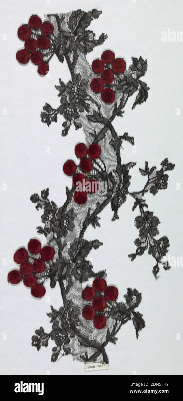 Dark red velvet applique hi-res stock photography and images - Alamy