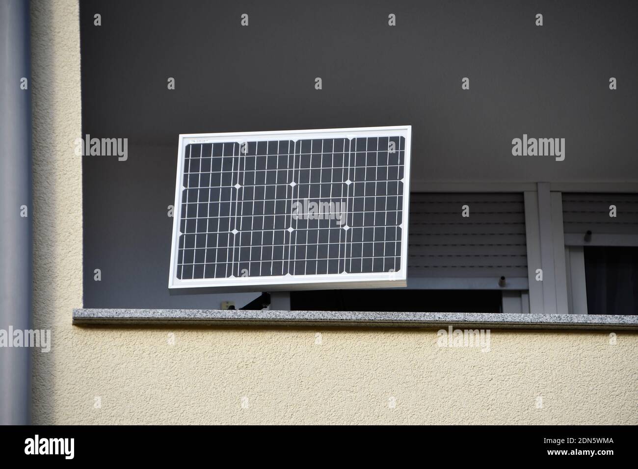 Solar module hi-res stock photography and images - Alamy