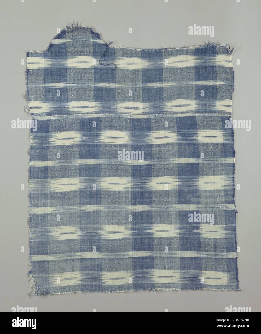 Large scale plaid pattern hi-res stock photography and images - Alamy