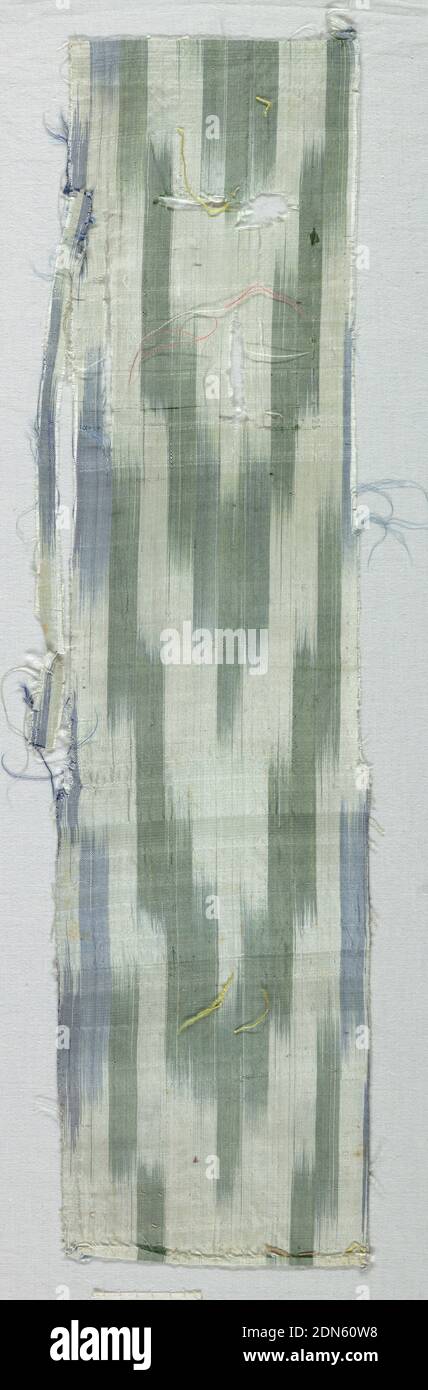 Ikat warp stripes hi-res stock photography and images - Alamy