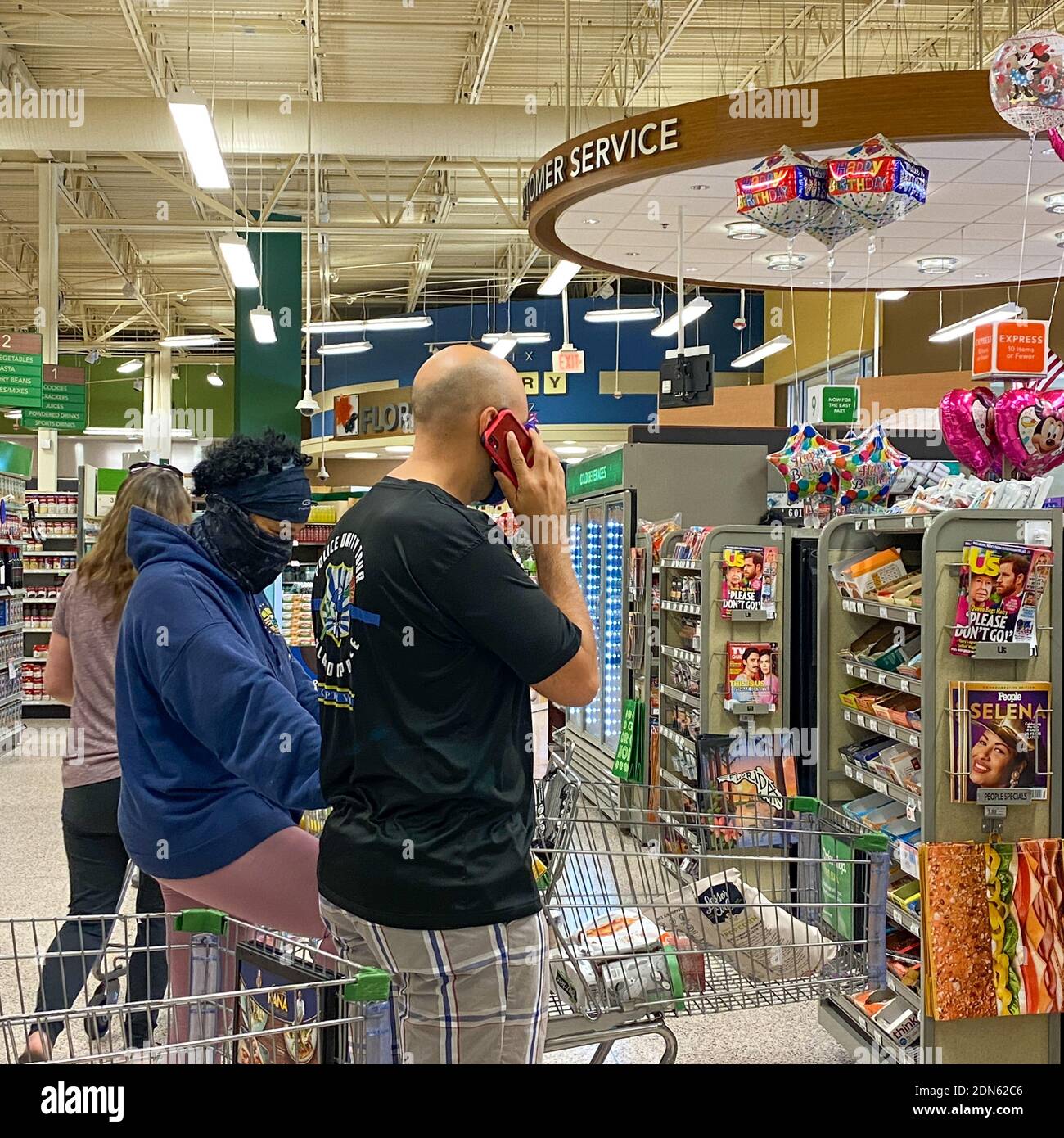 Orlando, FL USA - March 12, 2020: The long lines at typical grocery ...