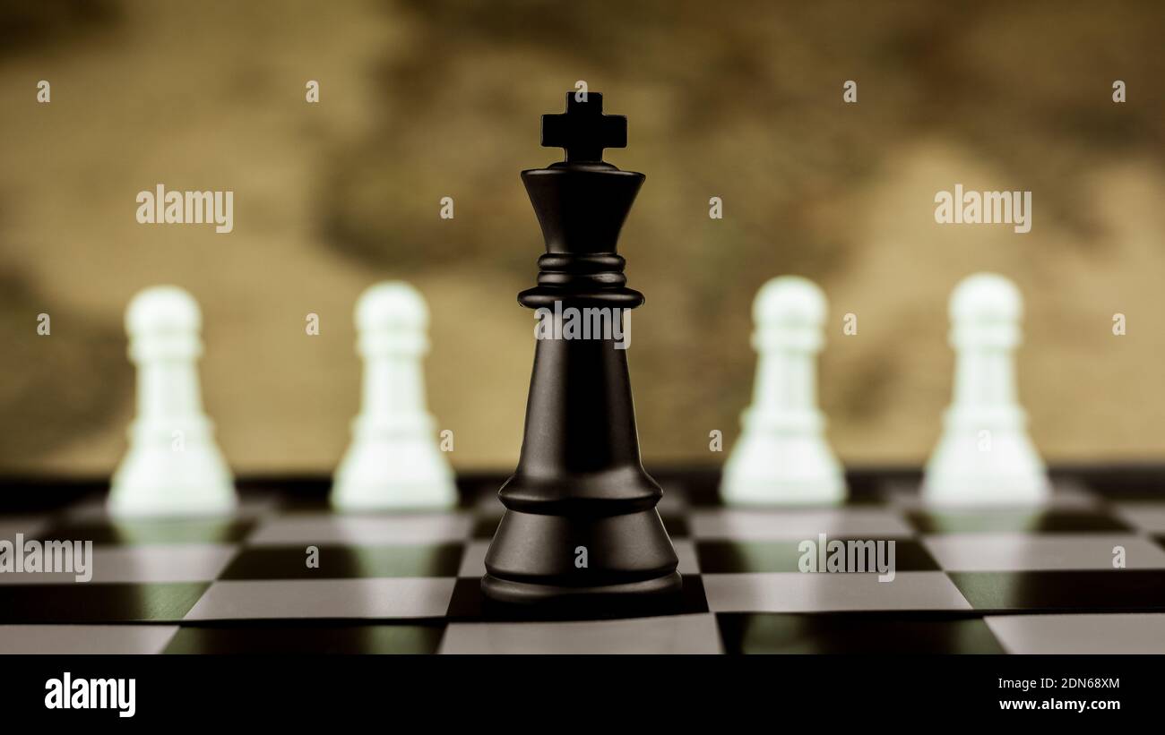 Five chess pieces hi-res stock photography and images - Alamy