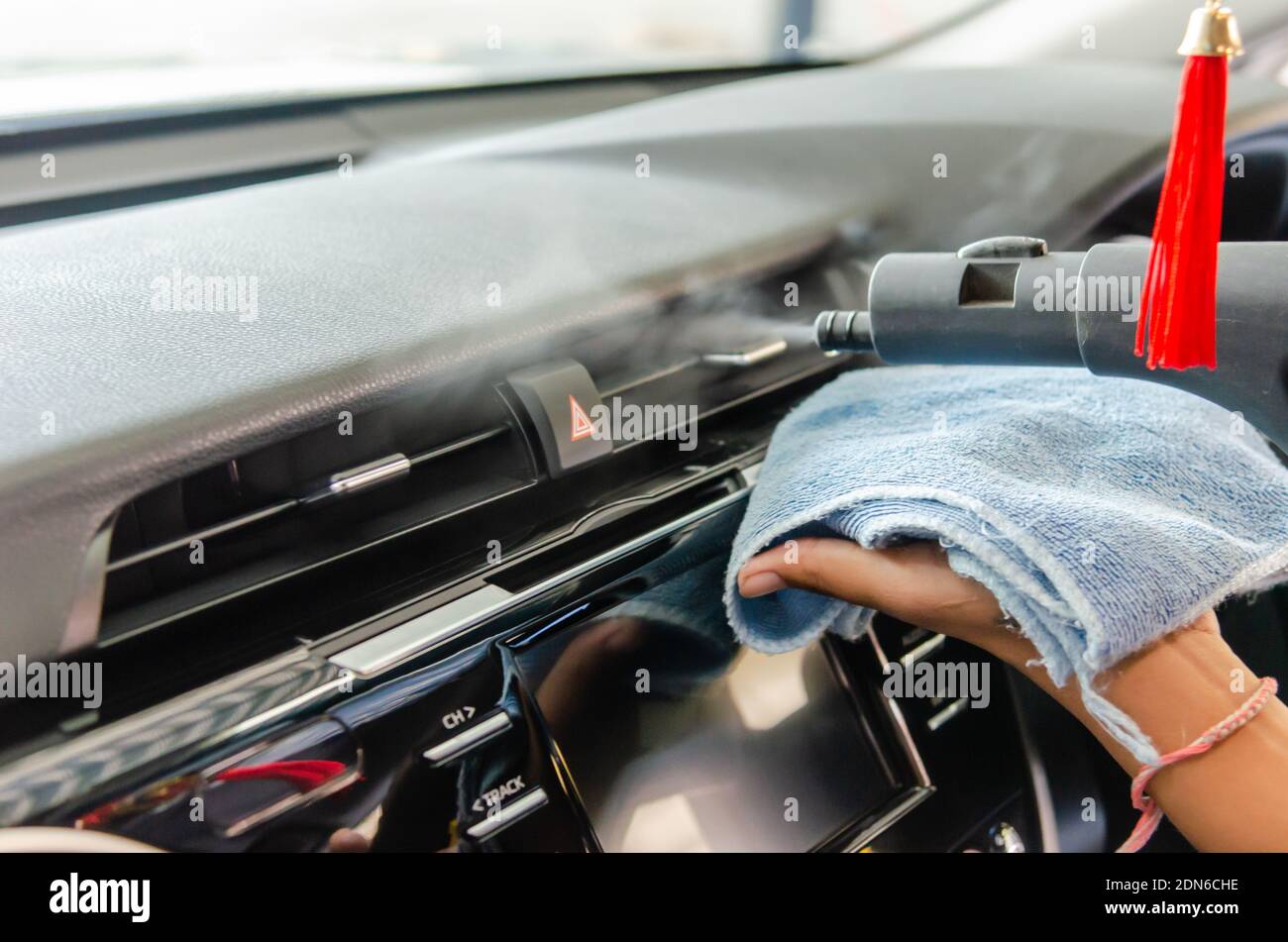Cleaning of parts hi-res stock photography and images - Alamy