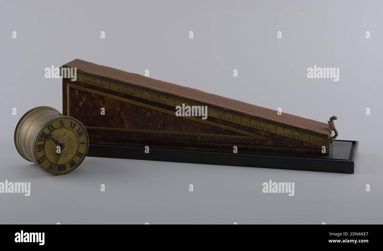 Incline clock hi-res stock photography and images - Alamy