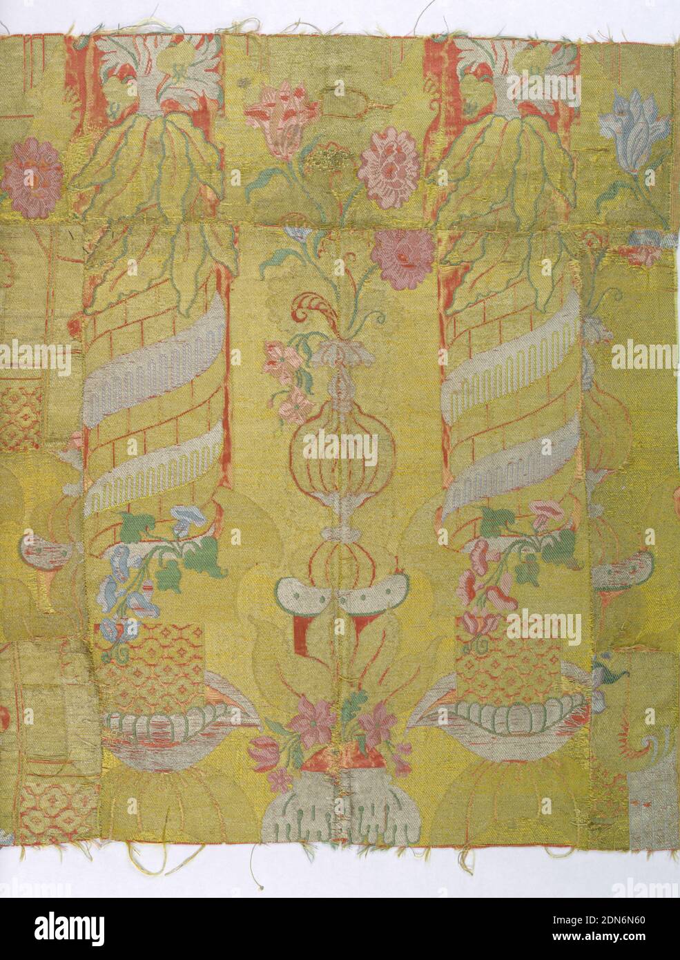 Foundation fabric form hi-res stock photography and images - Alamy