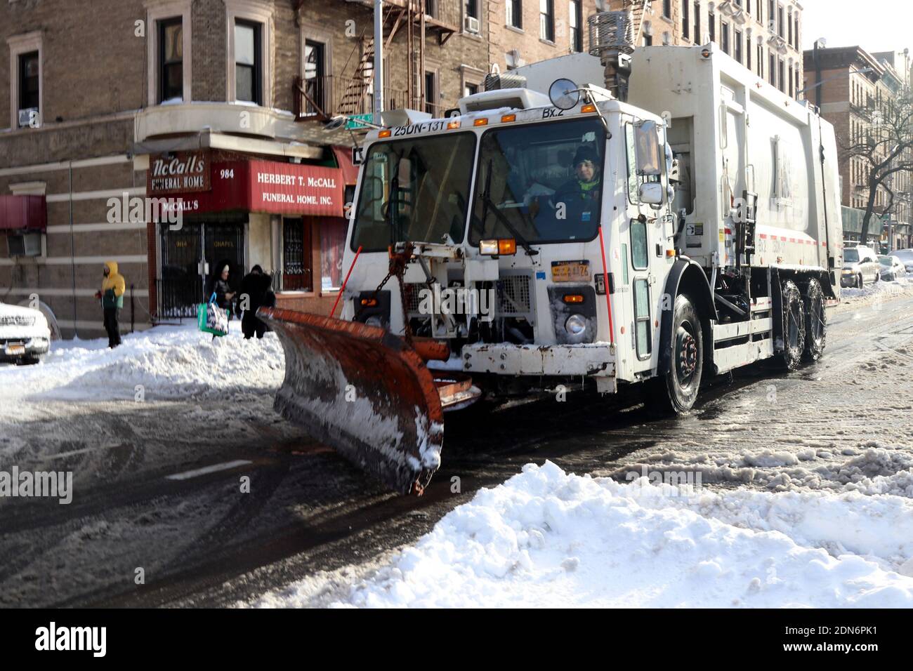 Aftermath of first major snow of the season, New York, NY USA Stock ...