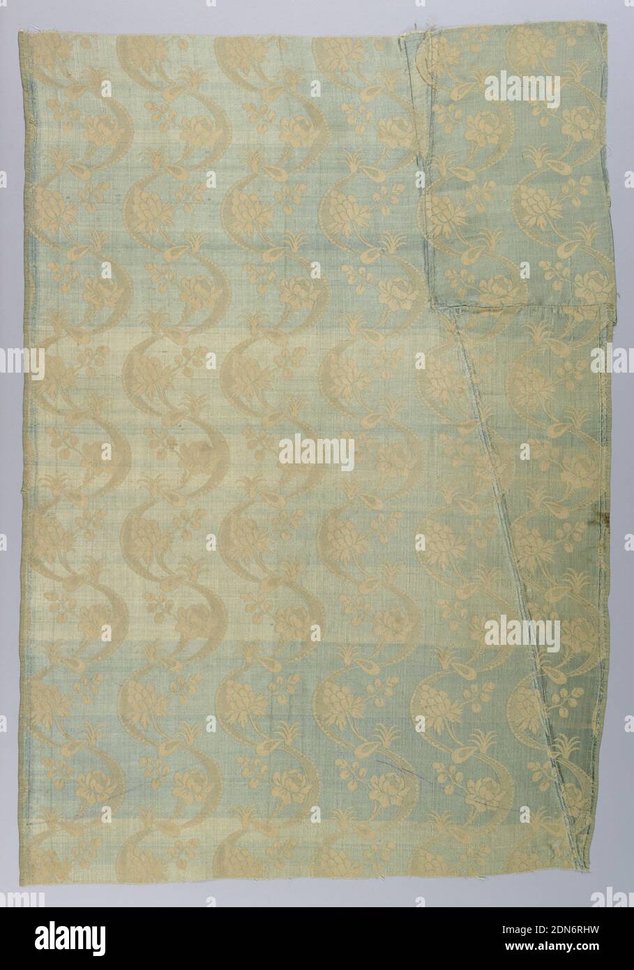 Ivory colored silk hi-res stock photography and images - Alamy