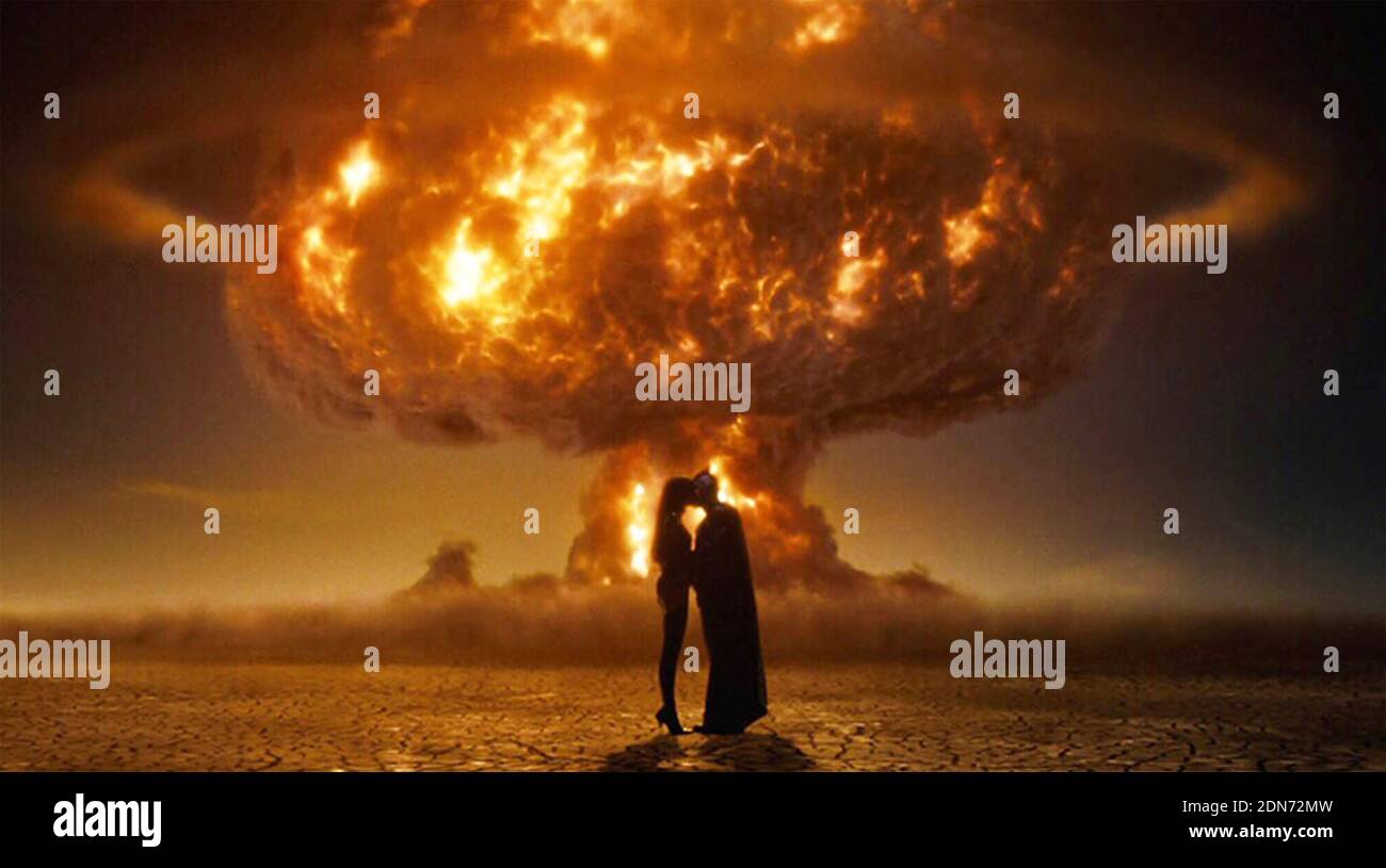 WATCHMEN 2009 Warner Bros. Pictures film with Malin Âkerman (Silk ...