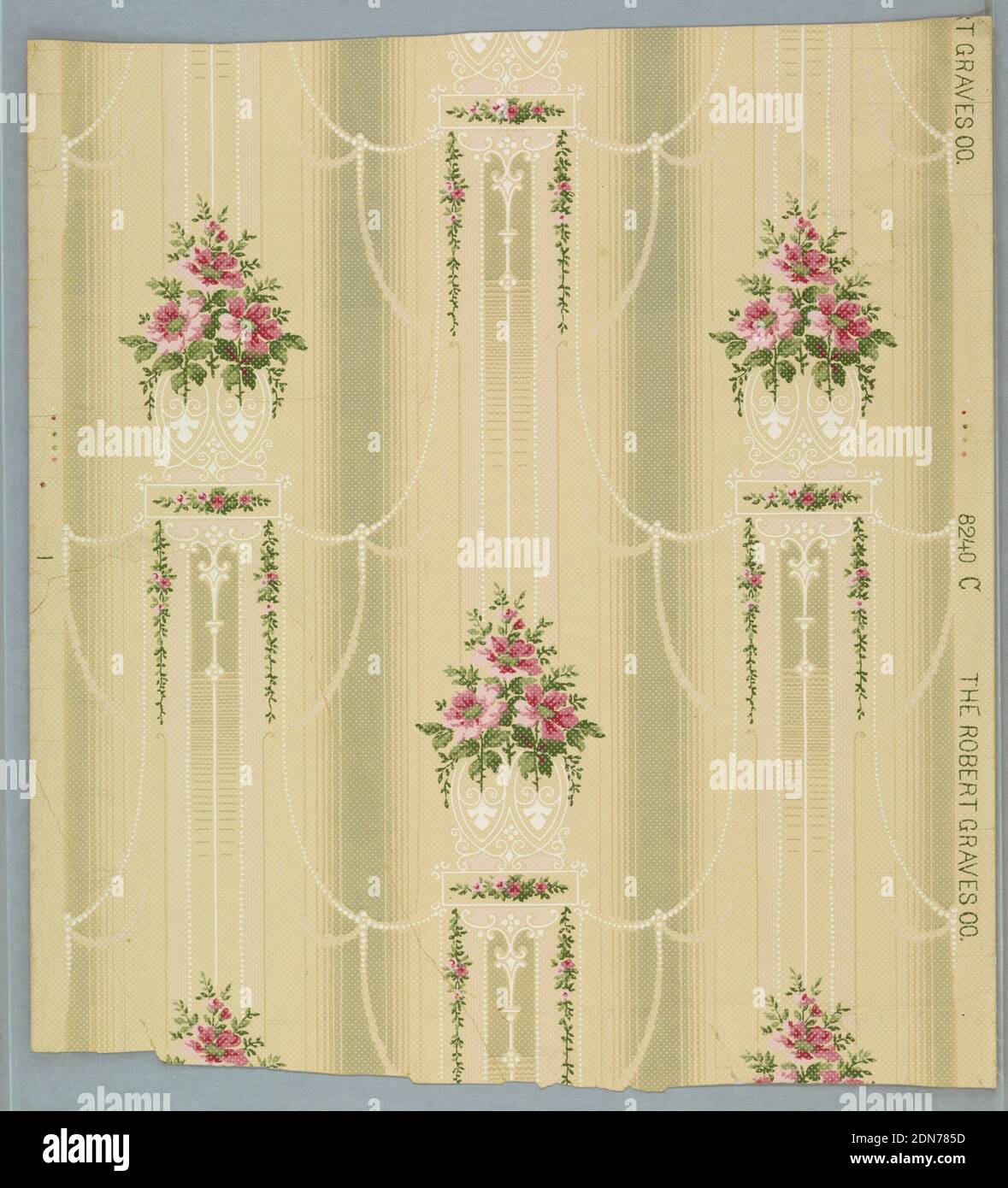 Pearl swags hi-res stock photography and images - Alamy