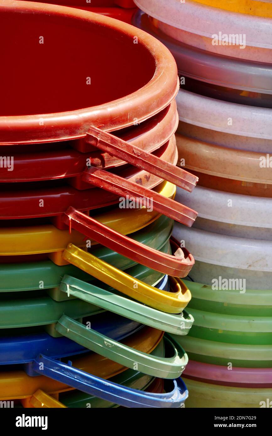 Curvers hi-res stock photography and images - Alamy