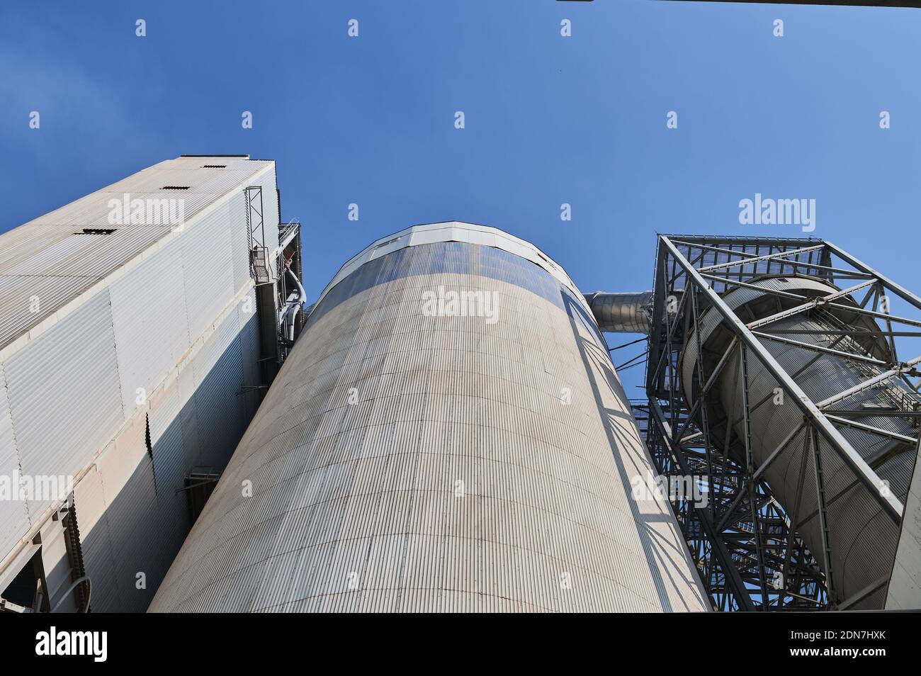 Concrete mixing tower. Concept of on-site construction facility Stock ...