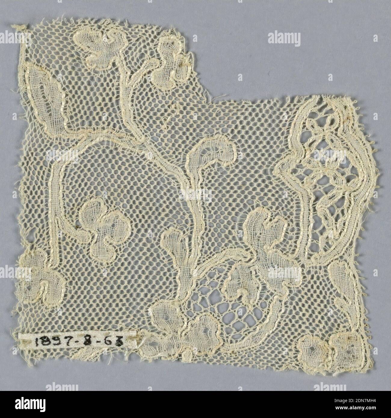 Openwork ovals hi-res stock photography and images - Alamy