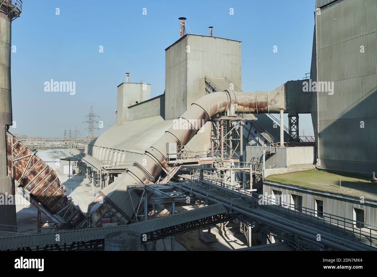 Concrete mixing tower. Concept of on-site construction facility Stock ...