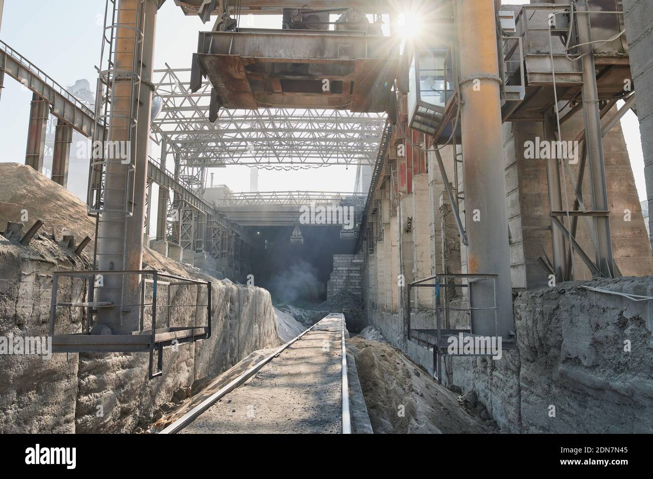 Concrete mixing tower. Concept of on-site construction facility Stock ...