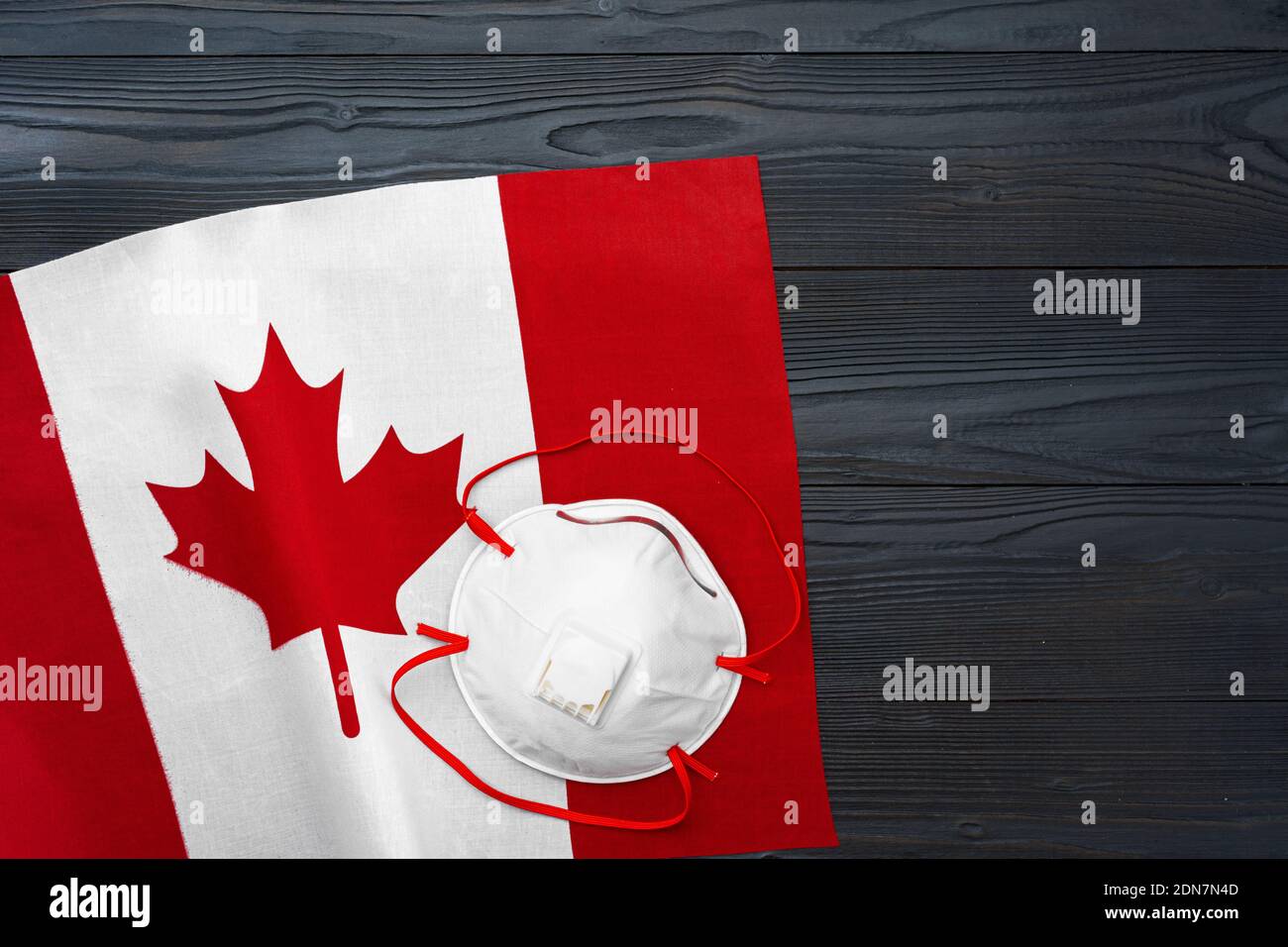 Canadian flag face mask hi-res stock photography and images - Alamy