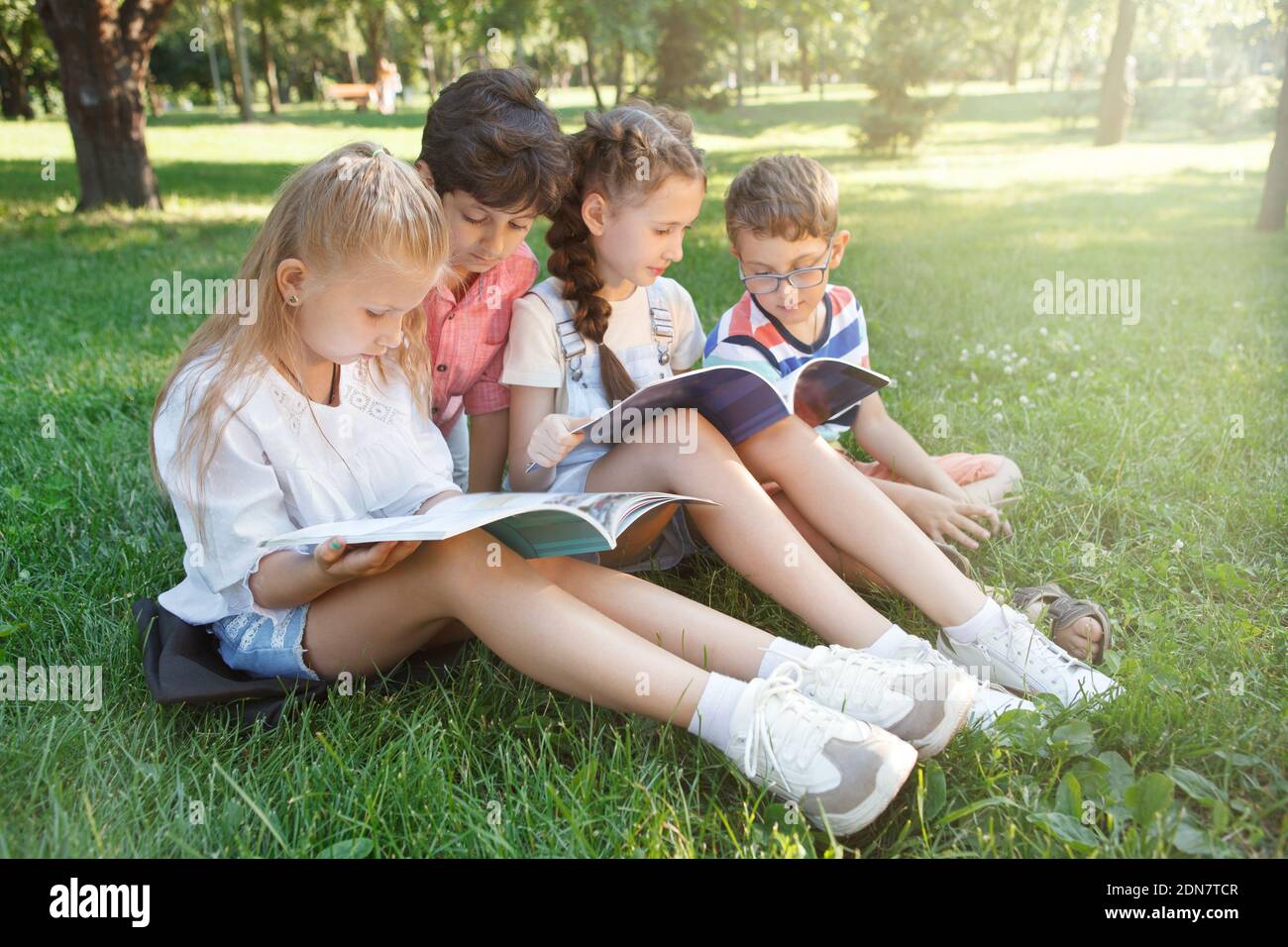 Ublic park hi-res stock photography and images - Alamy