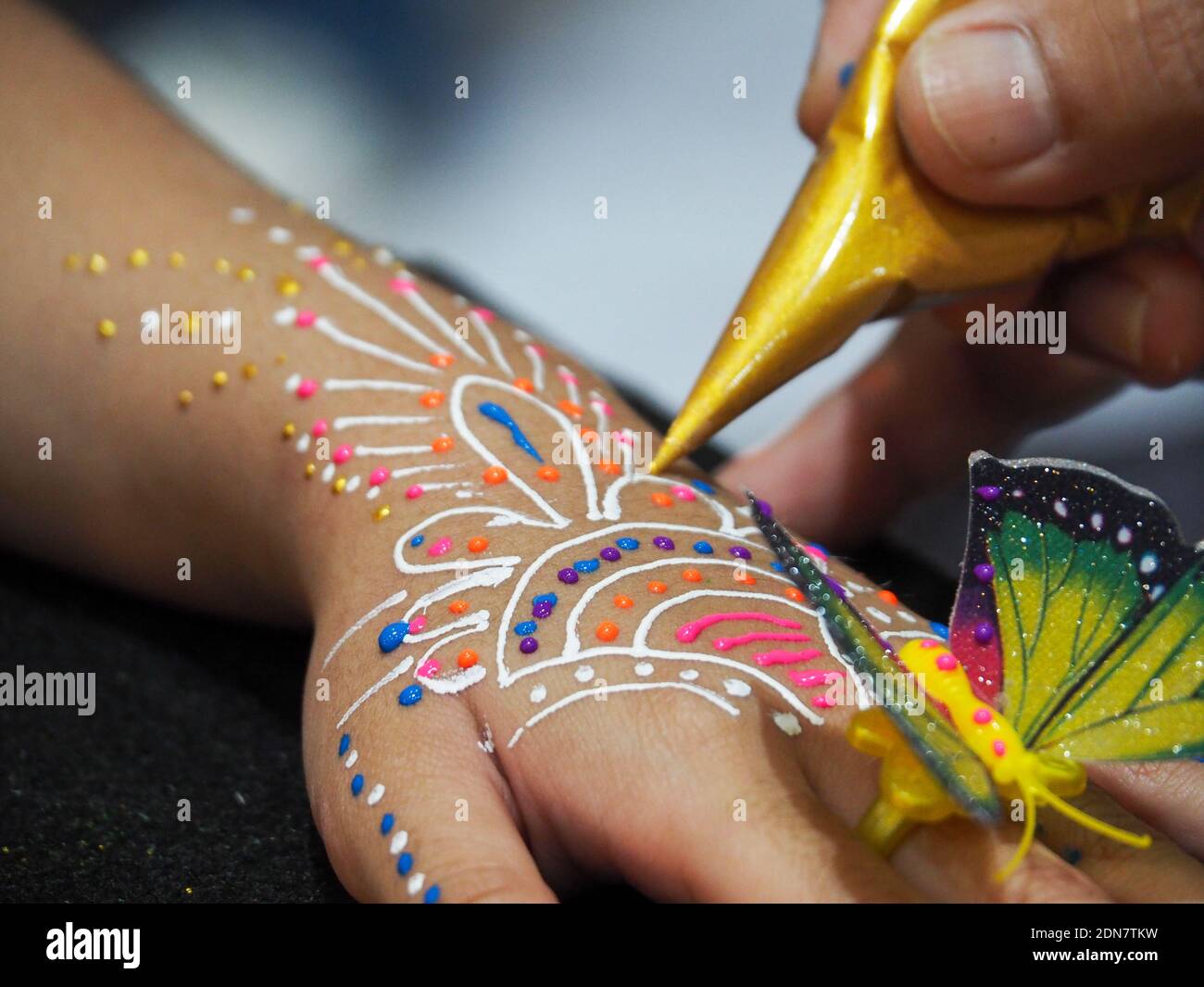 Heena hi-res stock photography and images - Alamy