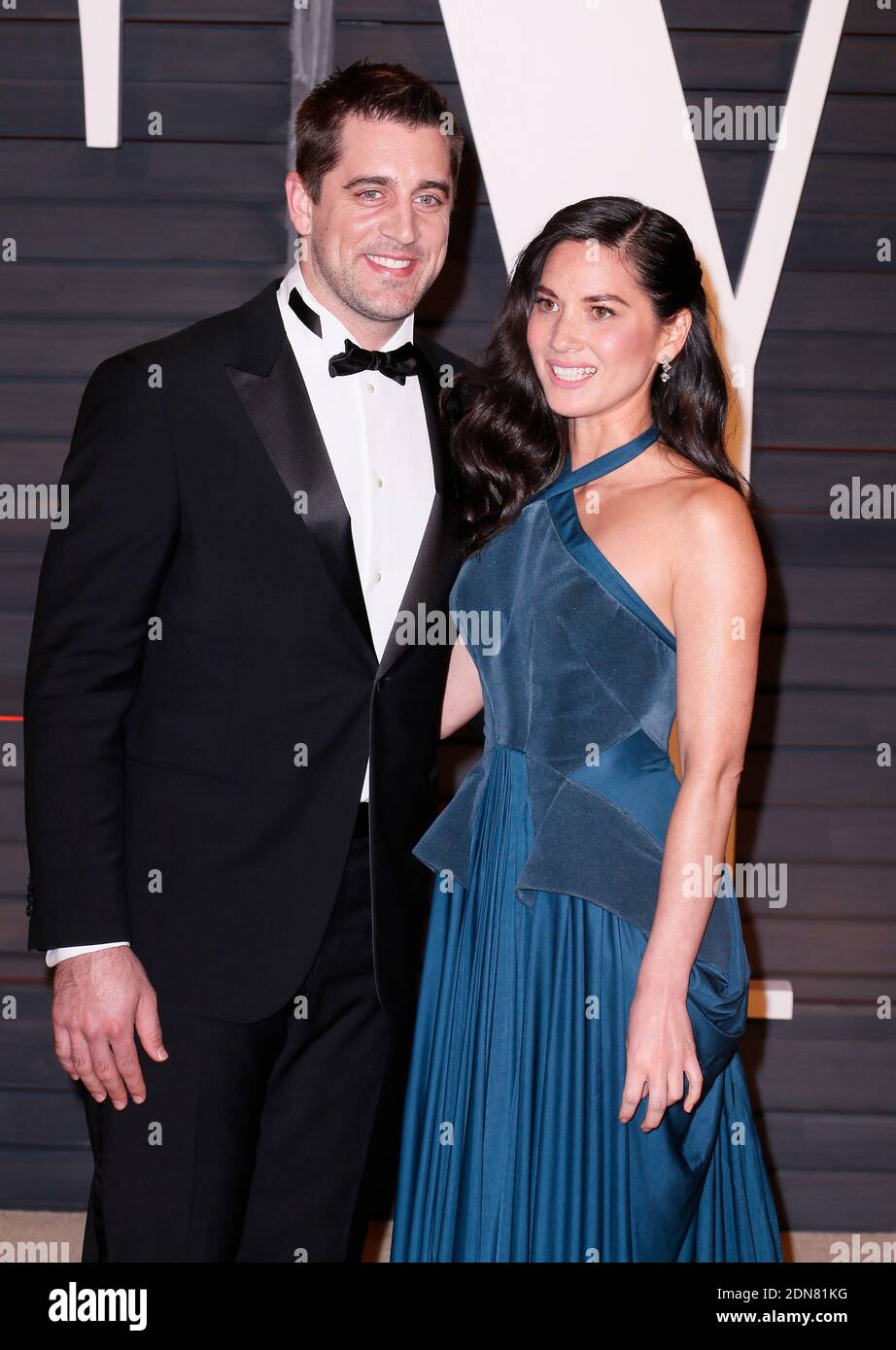 Aaron Rodgers and Olivia Munn attend the 2015 Vanity Fair Oscar Party ...