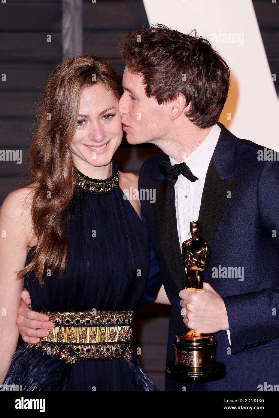 Hannah Bagshawe and Eddie Redmayne attend the 2015 Vanity Fair Oscar ...