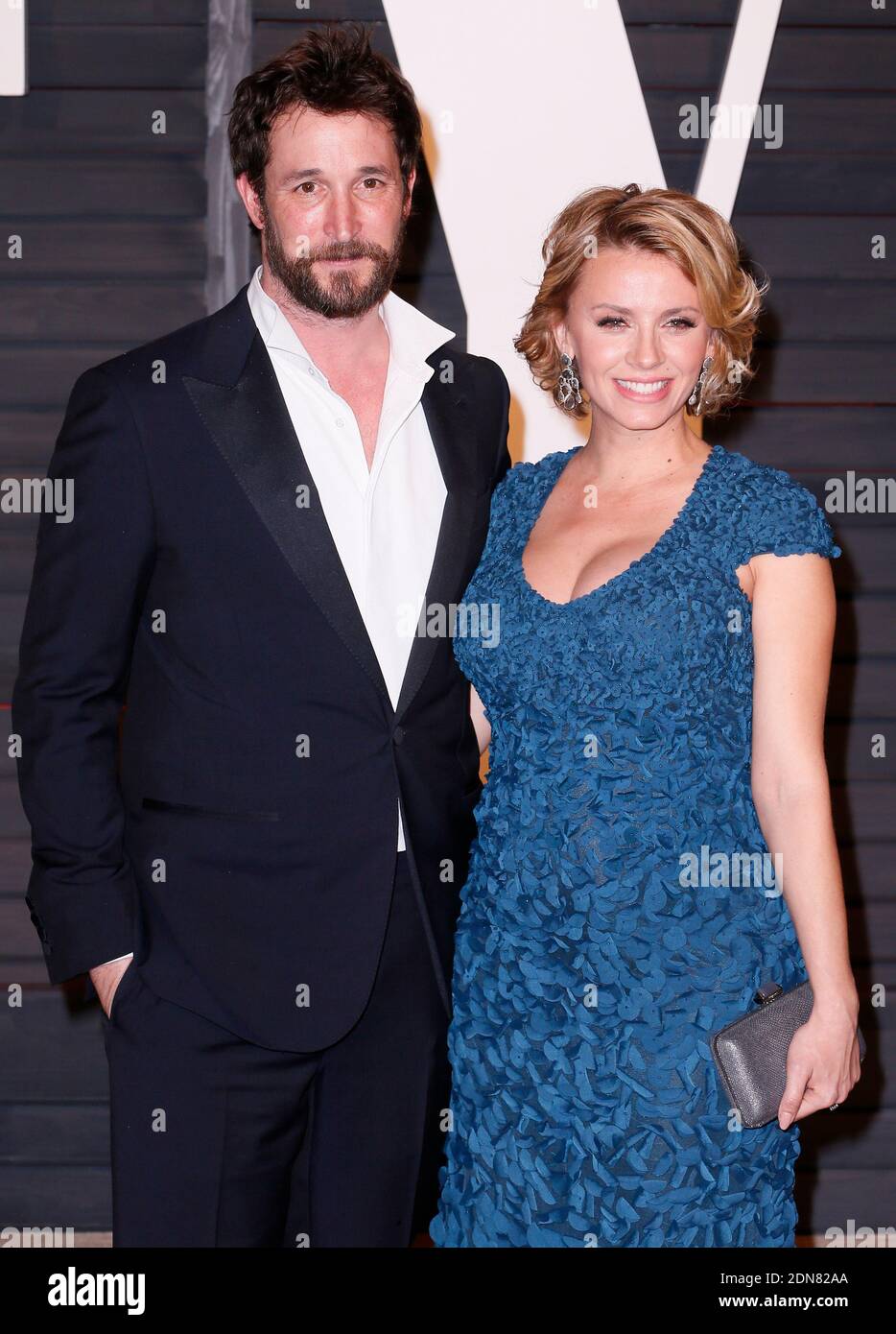 Noah Wyle and Sara Wells attend the 2015 Vanity Fair Oscar Party hosted ...