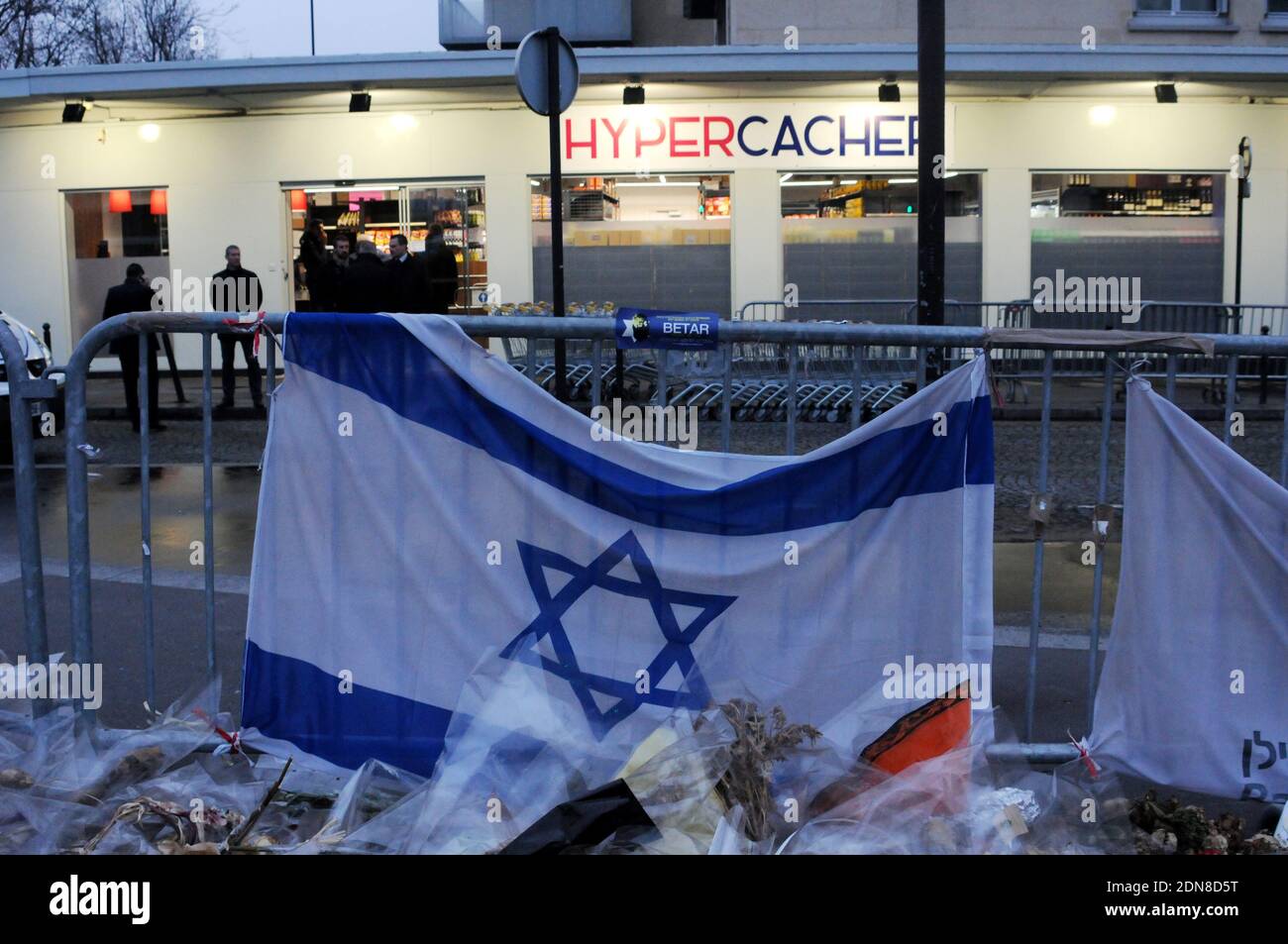 View of the opening of The supermarket Hyper Cacher, two month after ...