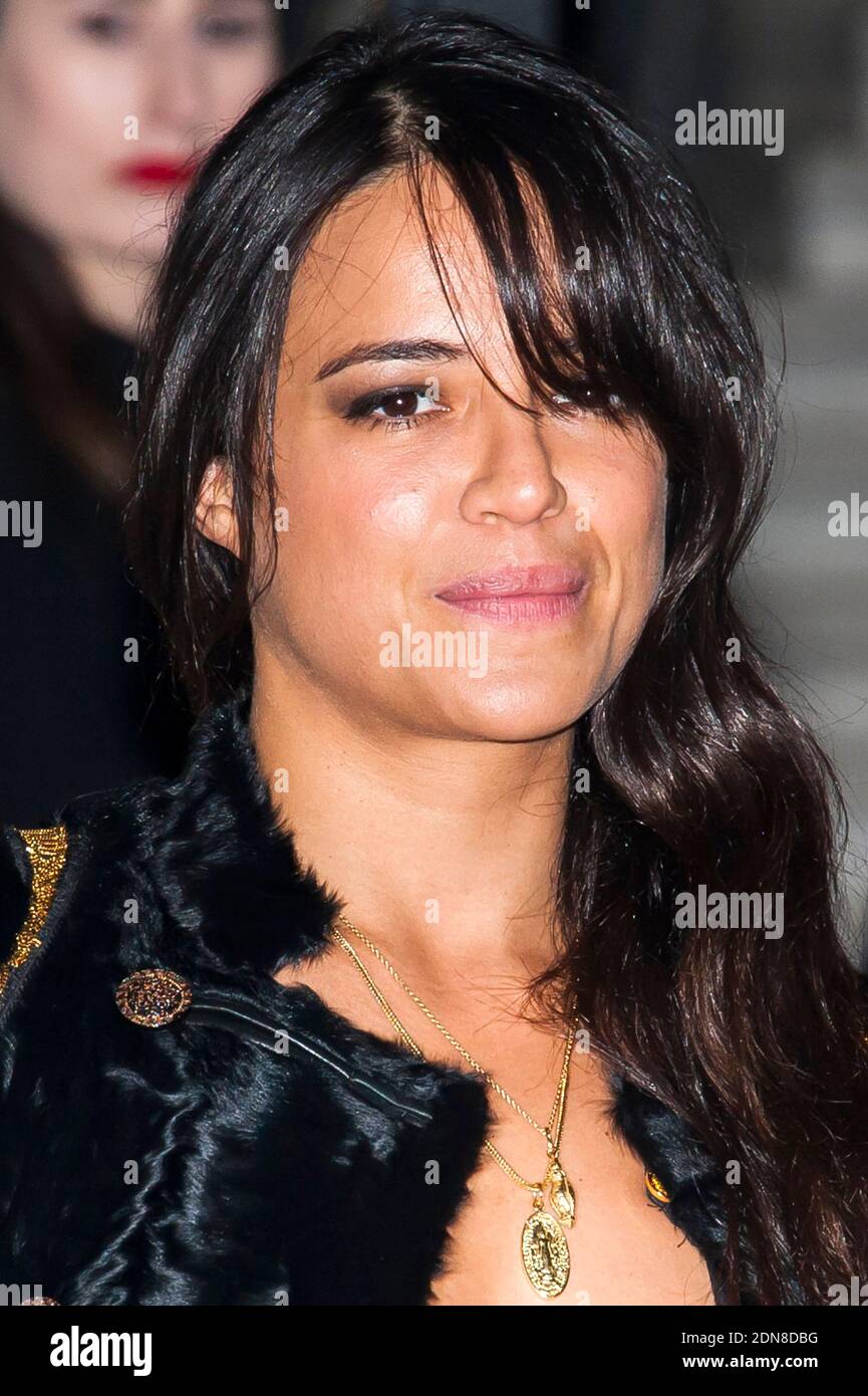Michelle Rodriguez arriving to the Versace Spring-Summer 2015 Haute ...