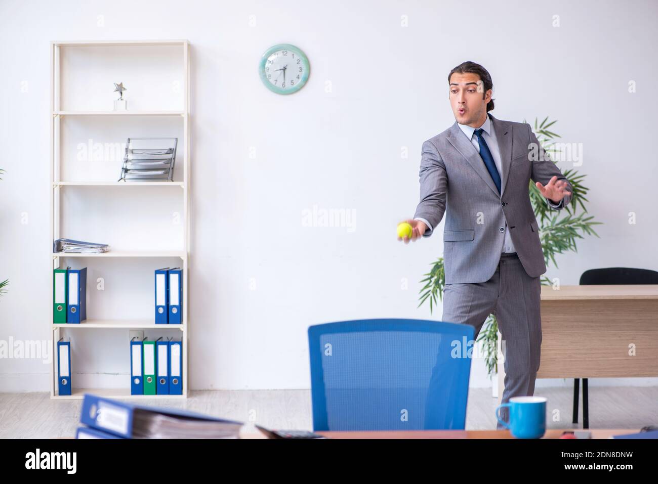 Report tennis player hi-res stock photography and images - Alamy