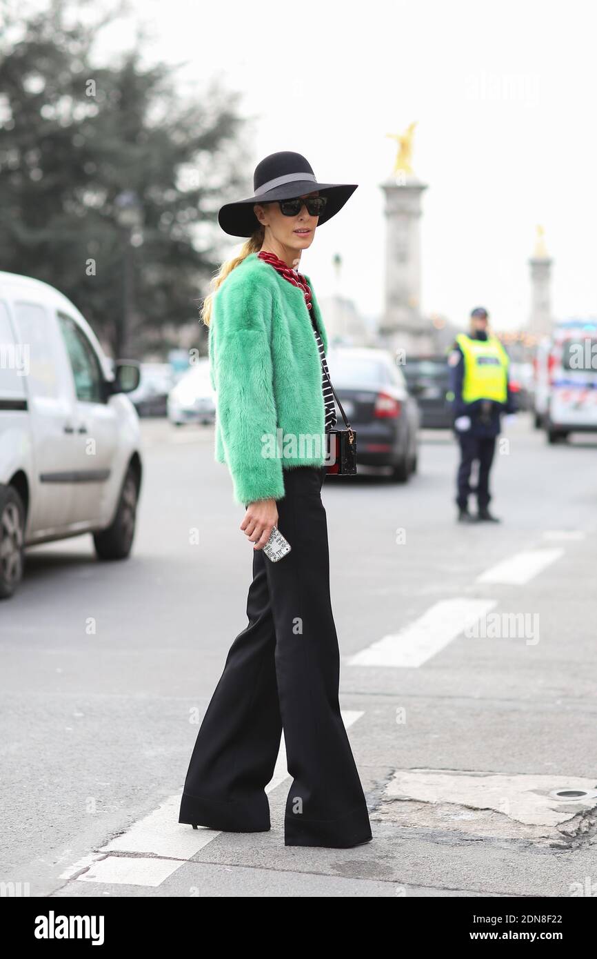 Street style, Elina Halimi arriving at Chanel Spring-Summer 2015 Haute ...