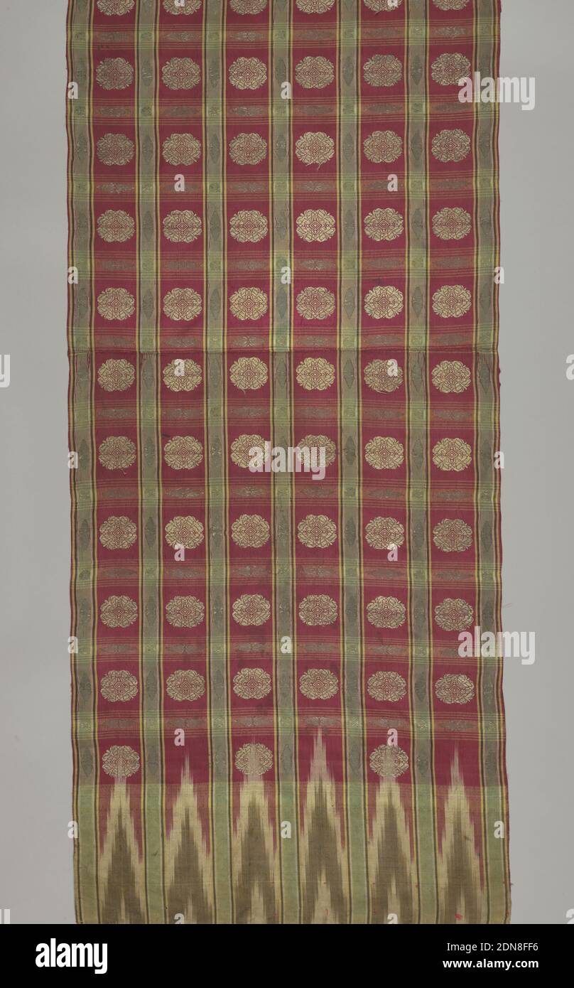 Alternating red and white stripes hi-res stock photography and images ...