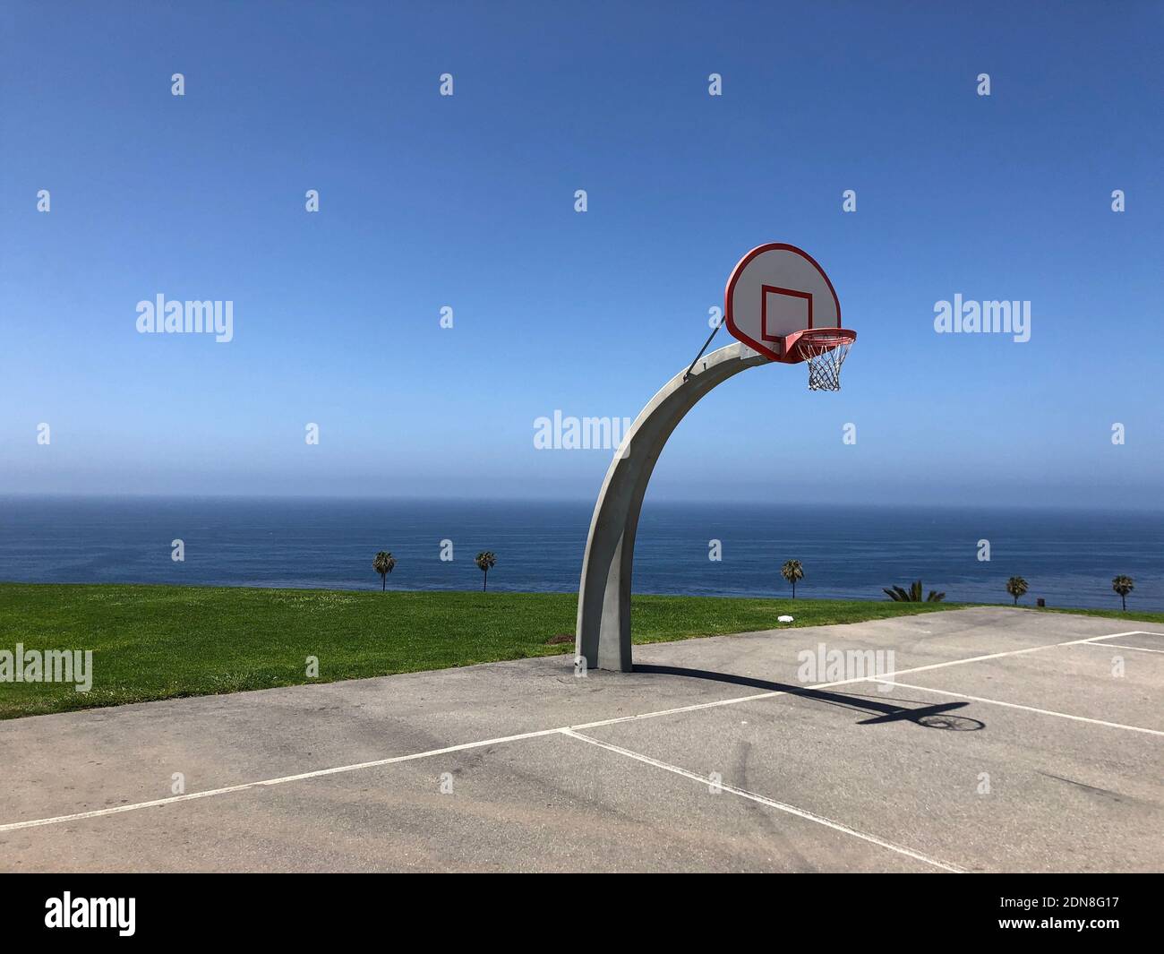 Basketball court sea hi-res stock photography and images - Alamy